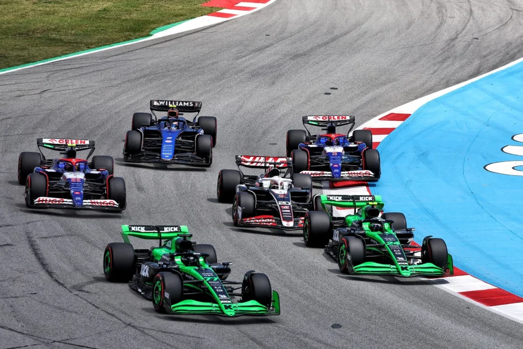 F1: FIA updates driving rules and penalties for 2026